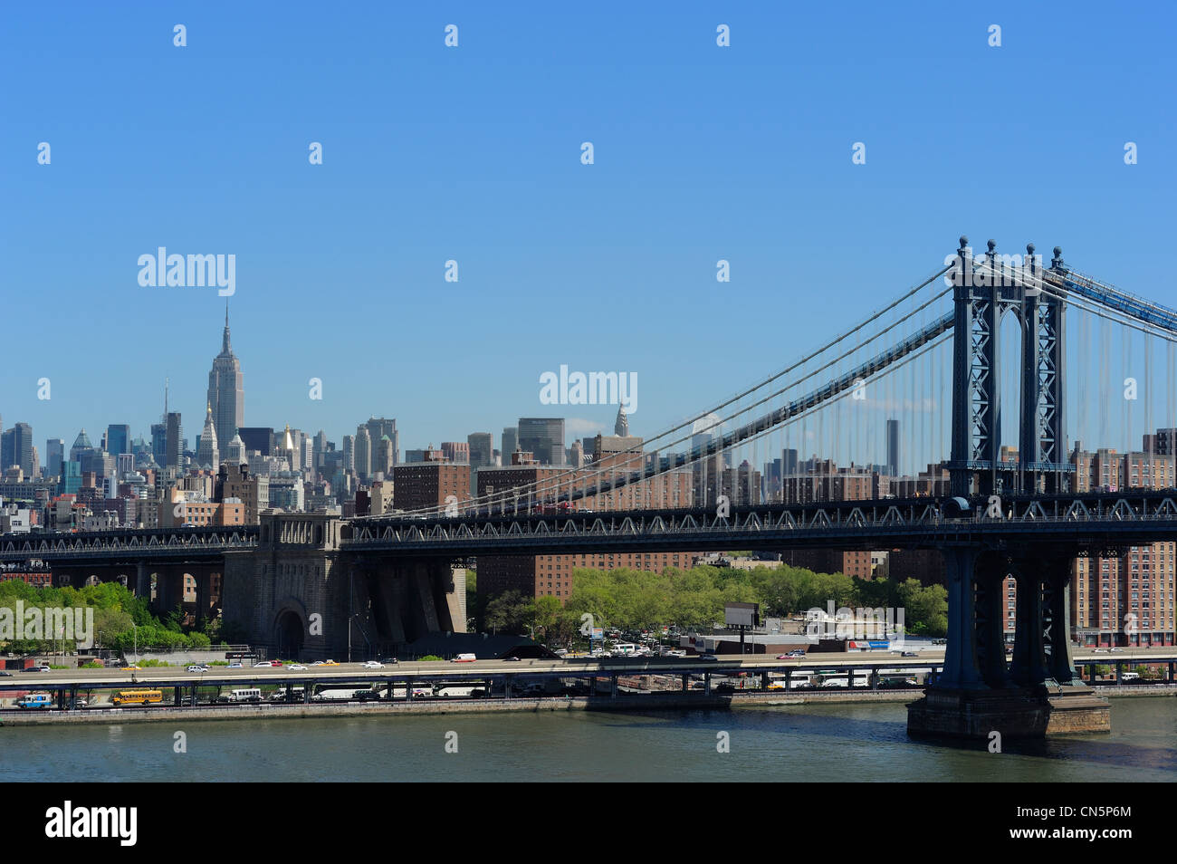 Manhattan bridge and empire state building hi-res stock photography and ...