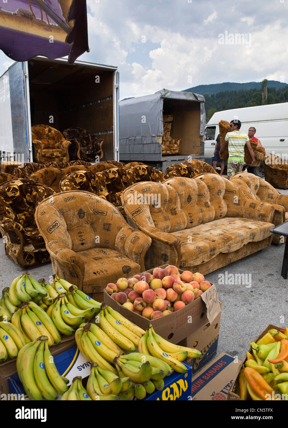 Outdoor market in Yakoruda village, Balkans, Bulgaria Stock Photo - Alamy