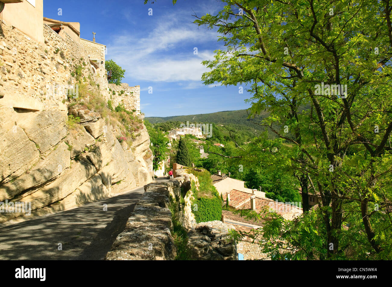 Village de menerbes hi-res stock photography and images - Alamy