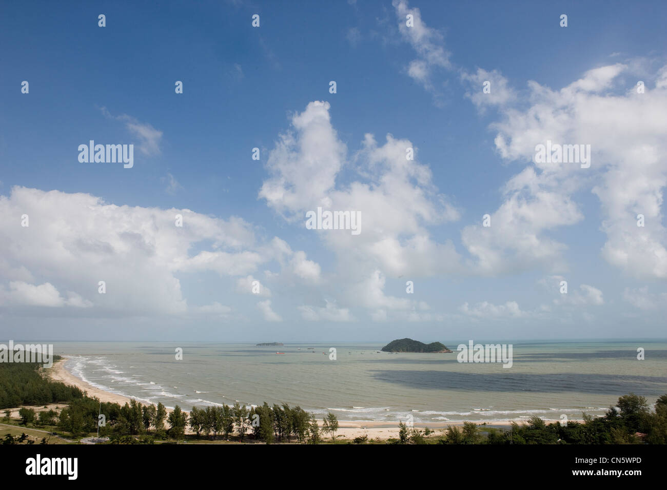 View of Samila beach from Tang Kuan mountain, Songkhla, Thailand Stock ...