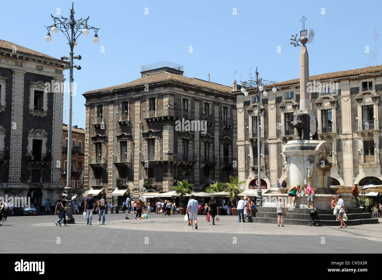 duomo square the tower of the elephant, Catania, Sicily, Italy Stock ...