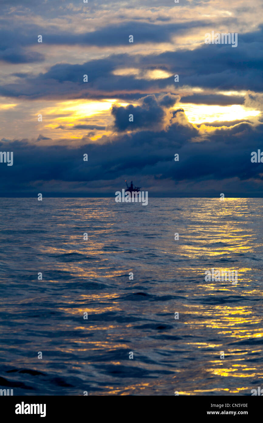 sunset with rig Stock Photo - Alamy