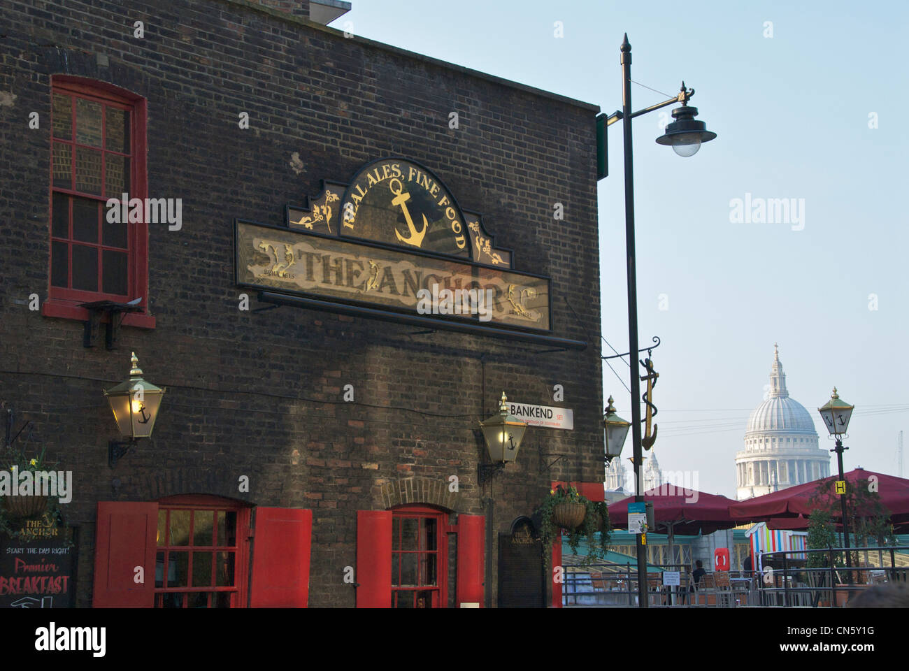 The Anchor pub Bankside Stock Photo - Alamy