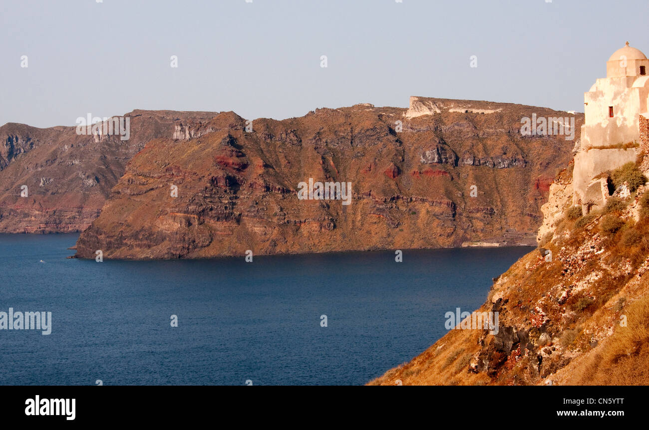 Layers across cliffs hi-res stock photography and images - Alamy