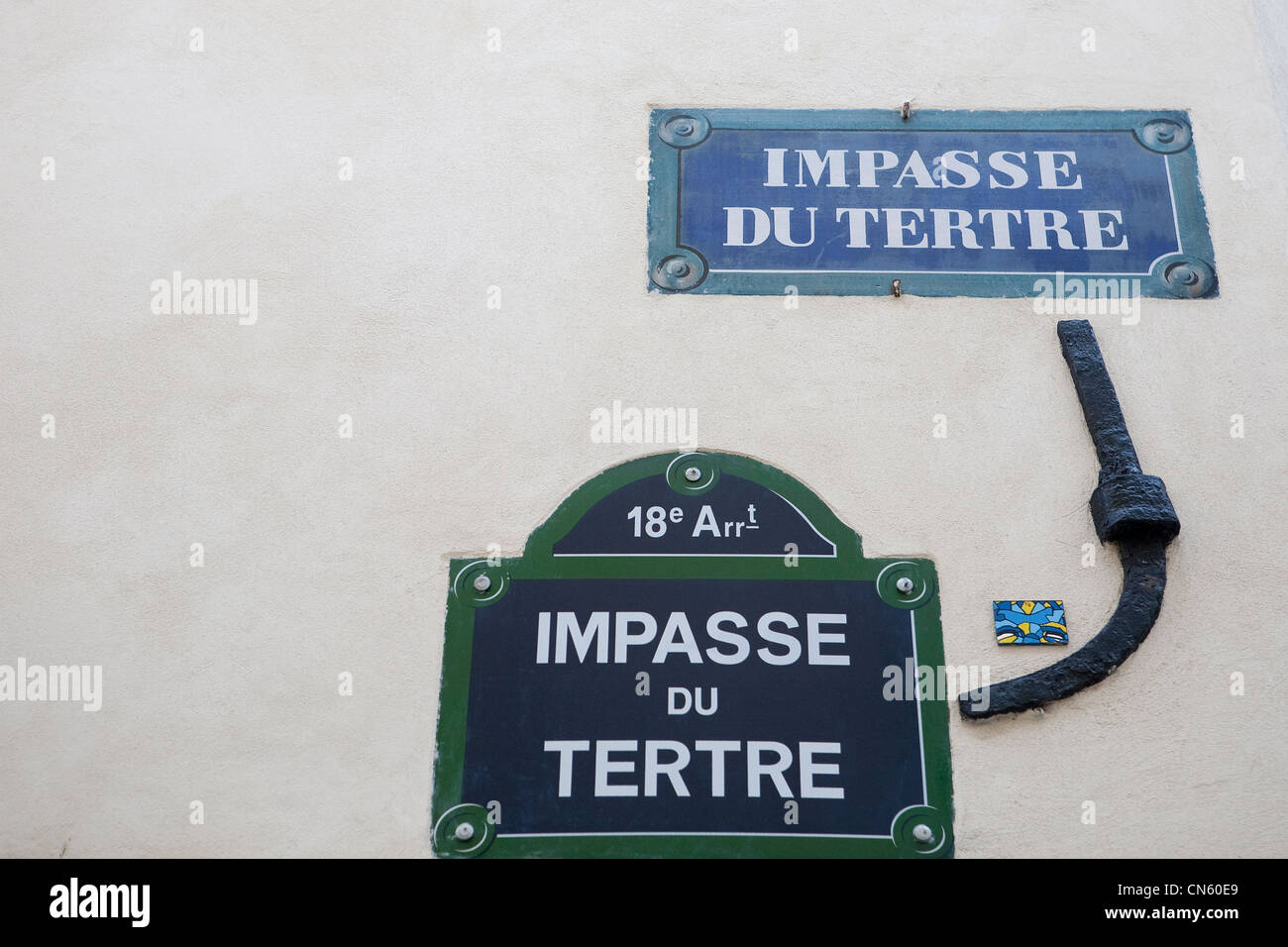 France, Paris, The Butte Montmartre, street sign Stock Photo - Alamy
