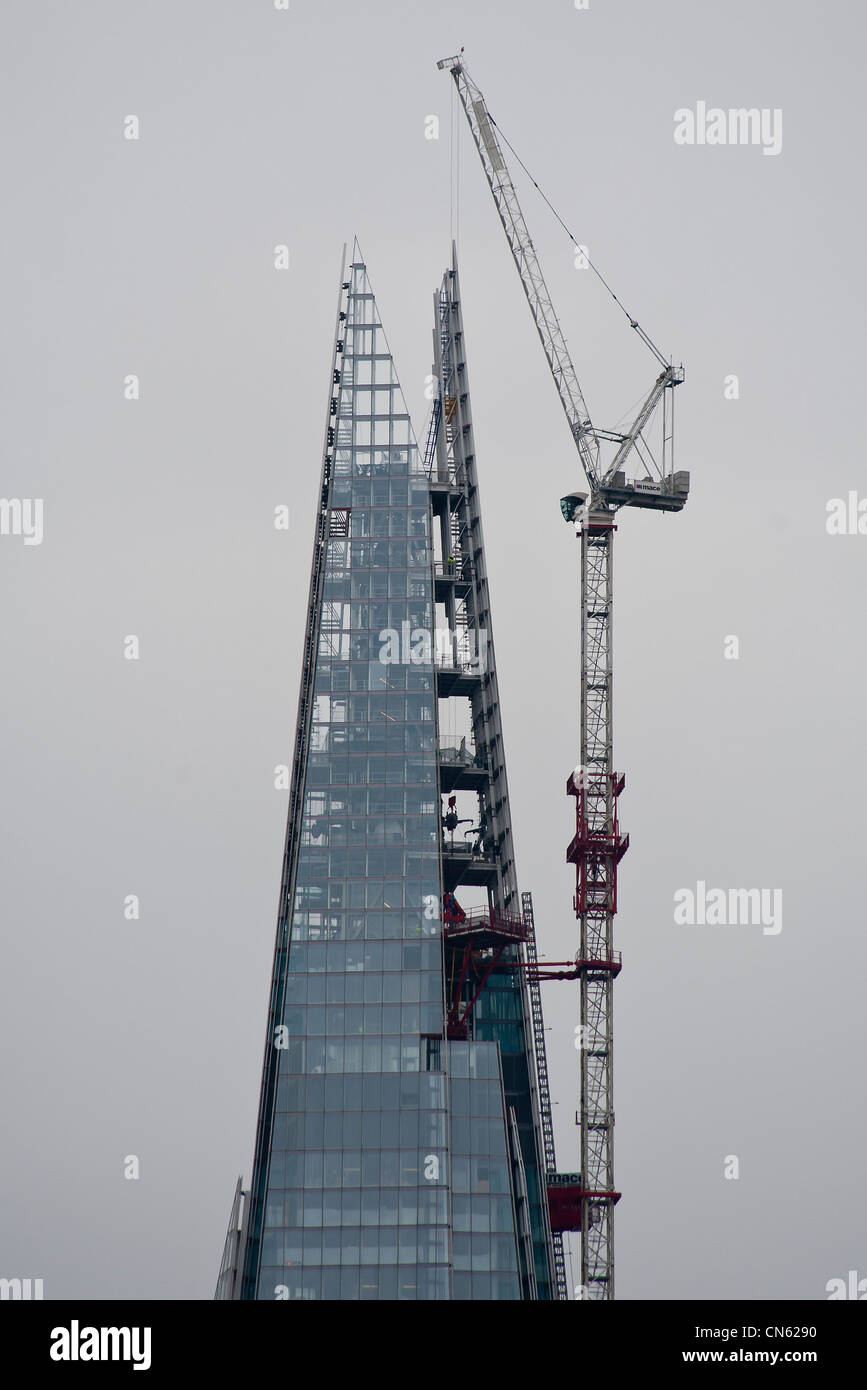 The Shard at London Bridge, London, nears completion Stock Photo - Alamy