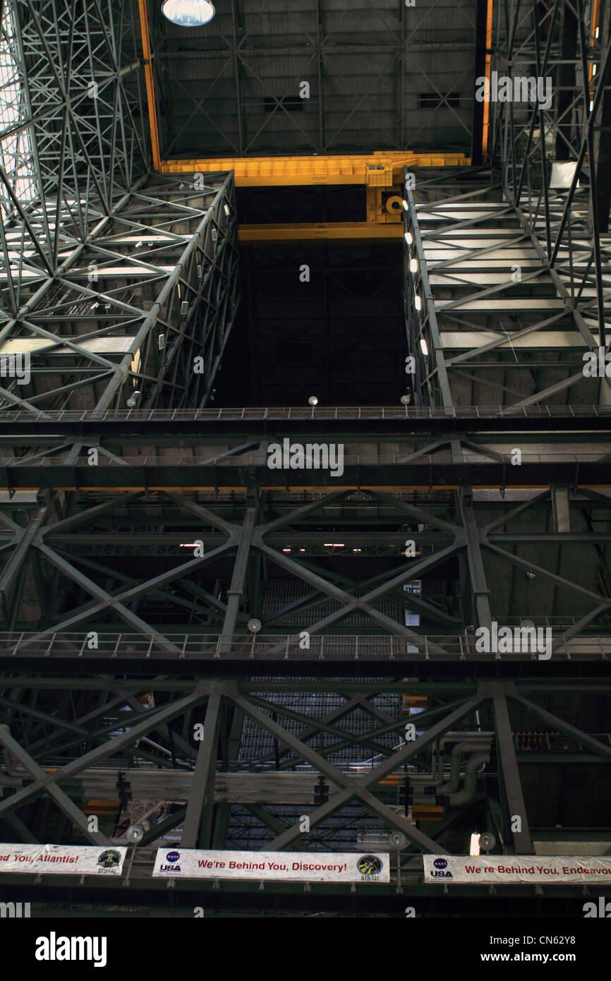 Vehicle assembly building hi-res stock photography and images - Alamy