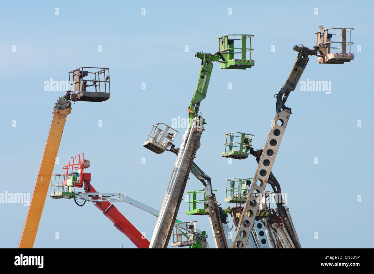 Boom lifts hi-res stock photography and images - Alamy