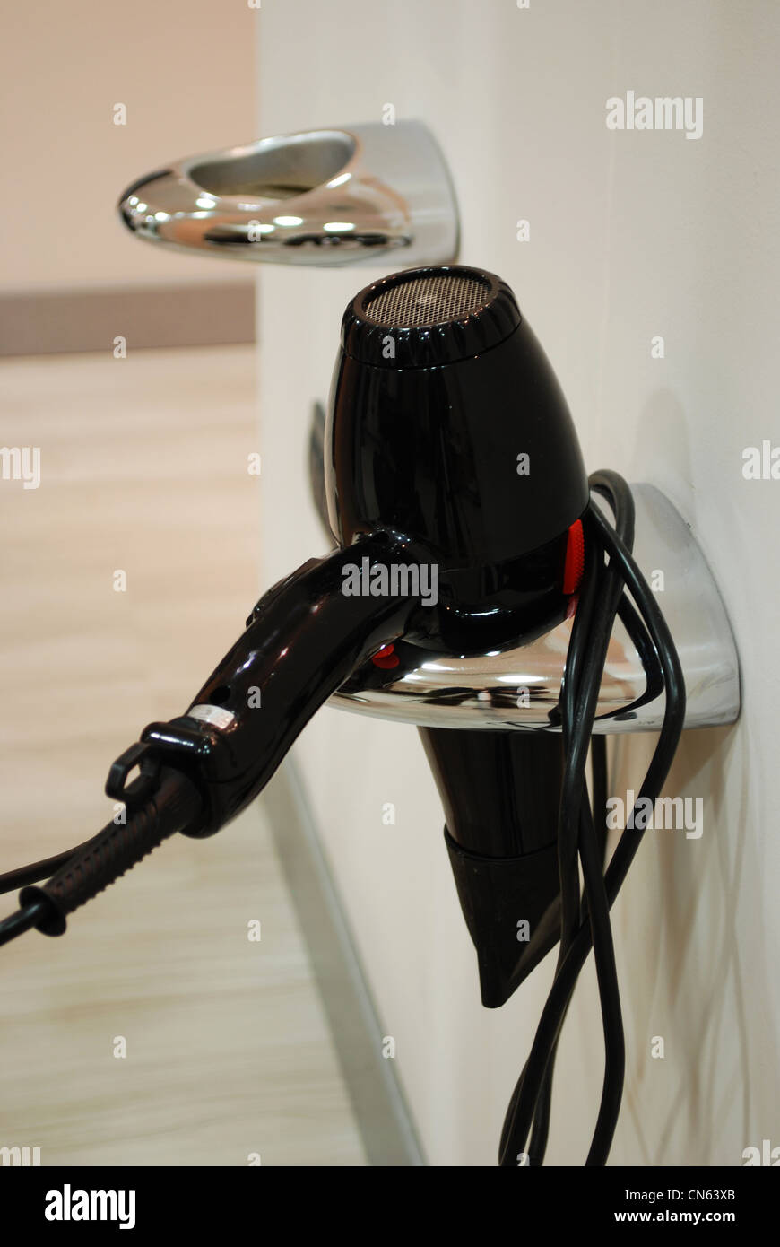 Black and white empty dryer hi-res stock photography and images - Alamy