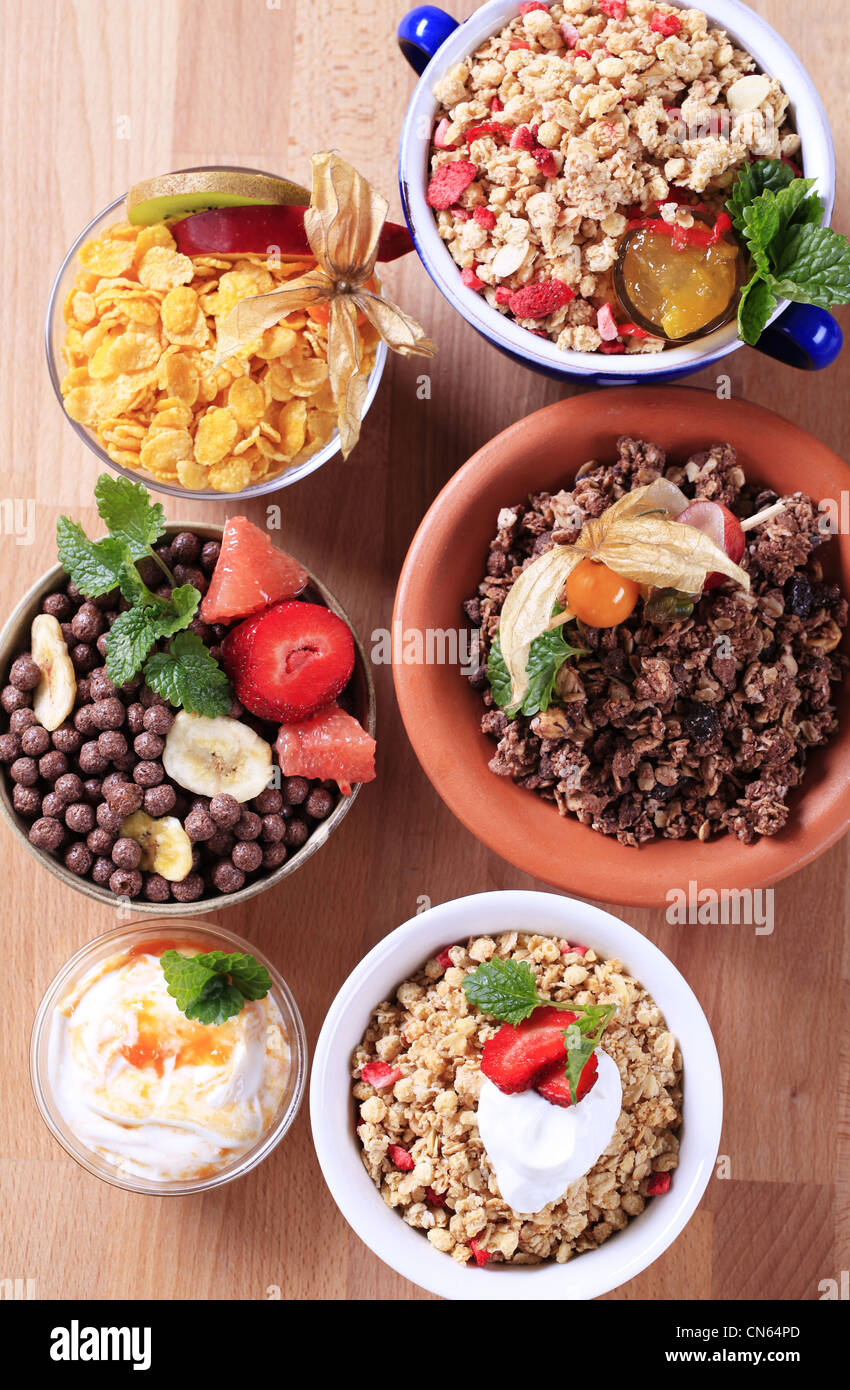 Various types of breakfast cereal - overhead Stock Photo - Alamy