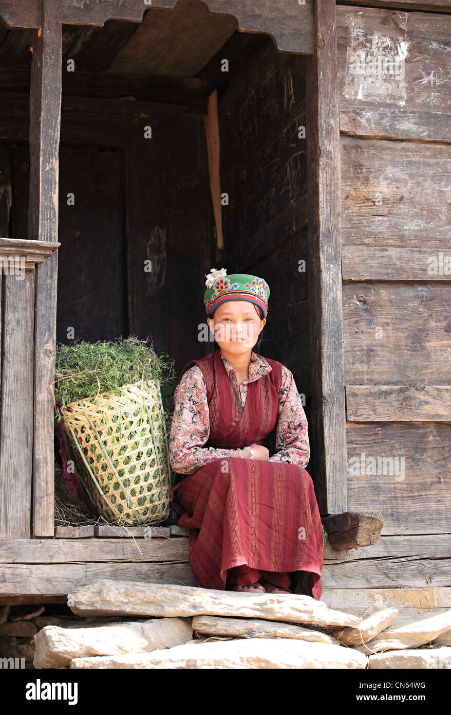 Tamang dress hi-res stock photography and images - Alamy