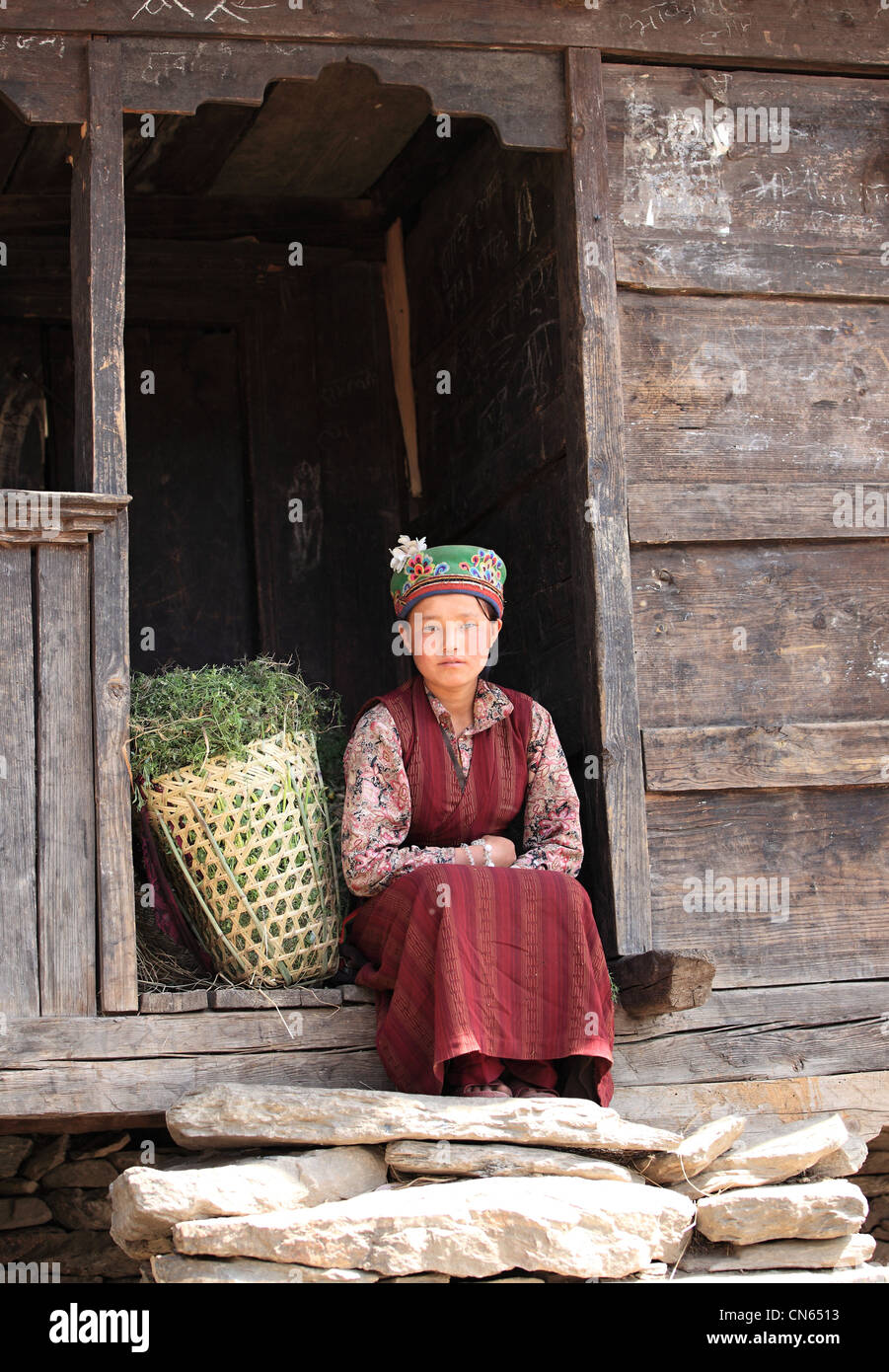 Tamang dress hi-res stock photography and images - Alamy