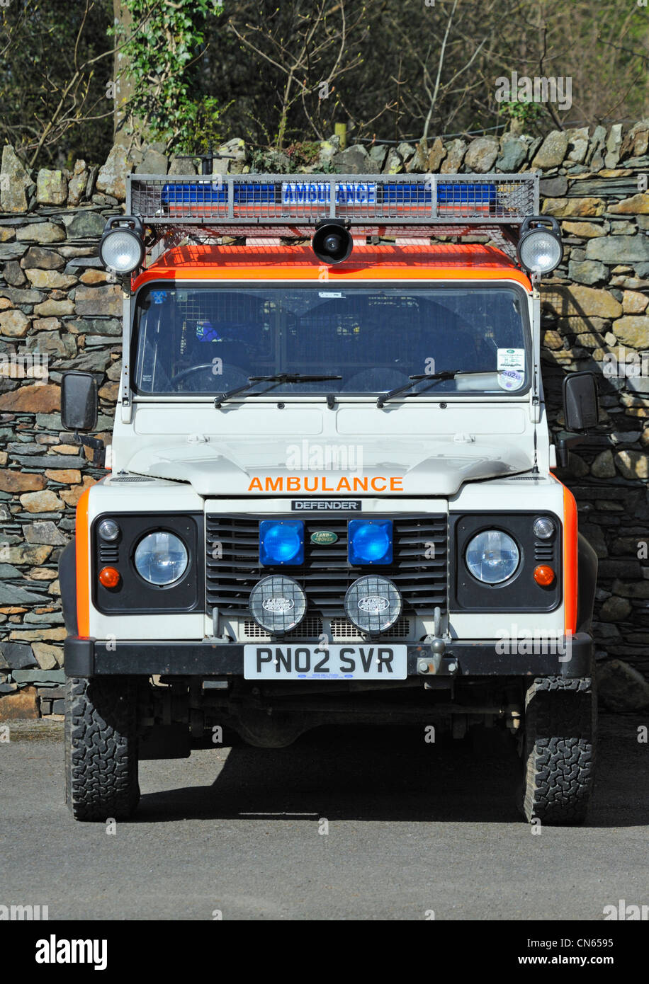 Mountain Rescue Land Rover Defender High Resolution Stock Photography ...