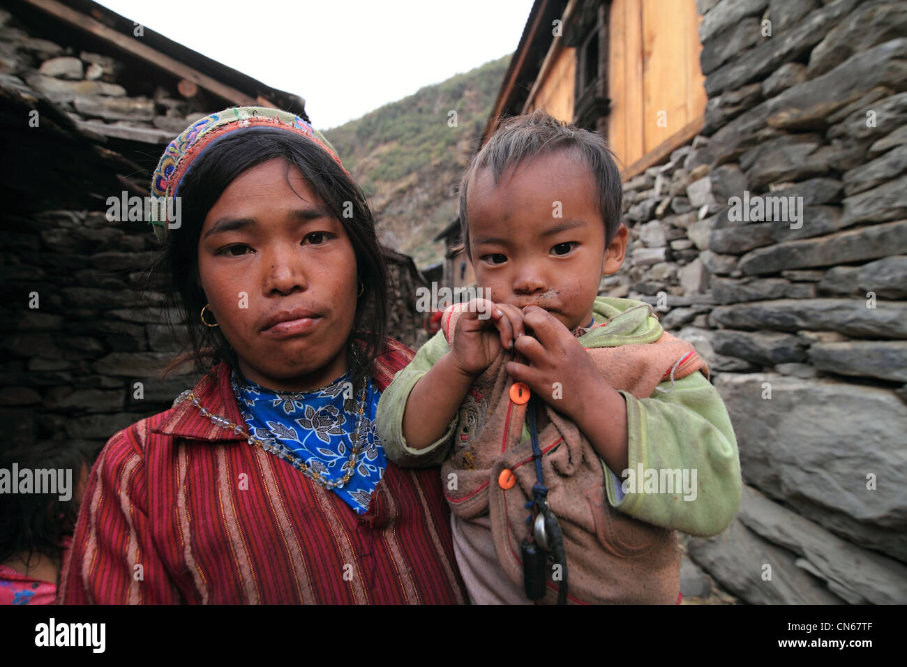 Nepal family hi-res stock photography and images - Alamy