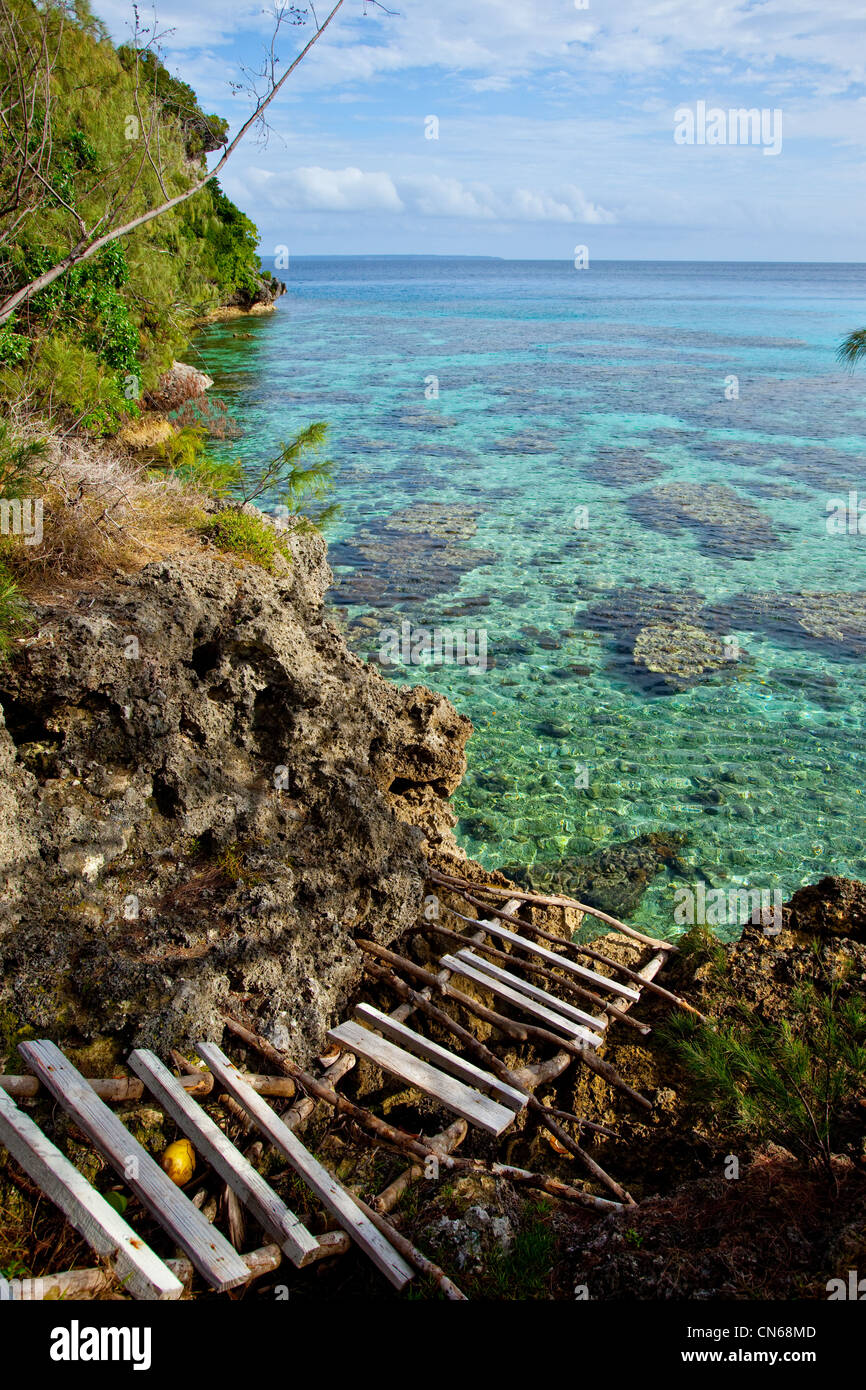 Clean island hi-res stock photography and images - Alamy