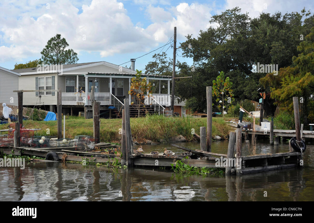 House stilts swamp hi-res stock photography and images - Alamy
