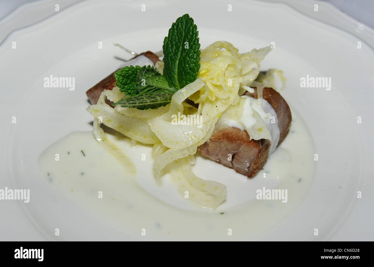 Red tuna hi-res stock photography and images - Alamy