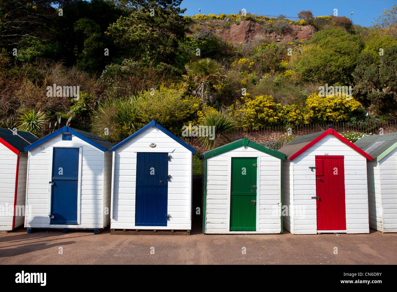 Huts at beach hi-res stock photography and images - Alamy