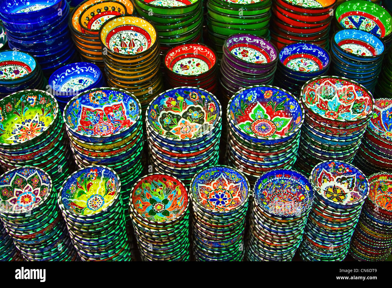 Classical Turkish ceramics on the market Stock Photo - Alamy