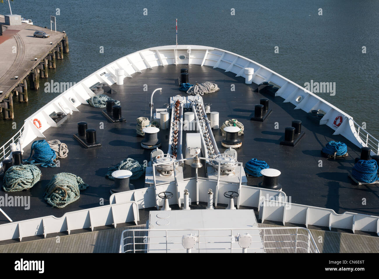 Ship bow hi-res stock photography and images - Alamy