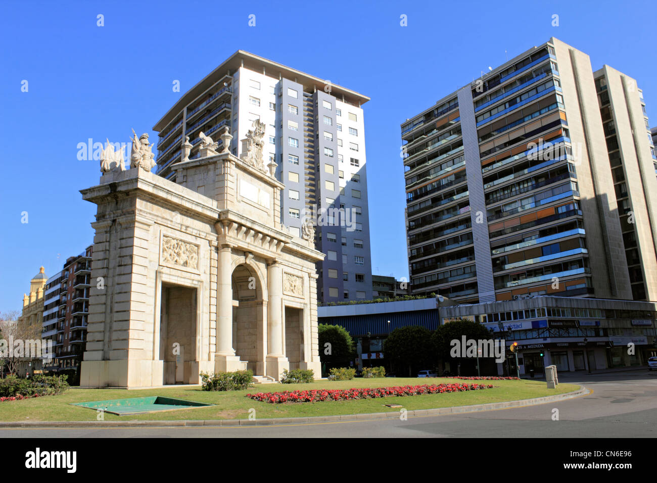 Valencia arch hi-res stock photography and images - Alamy