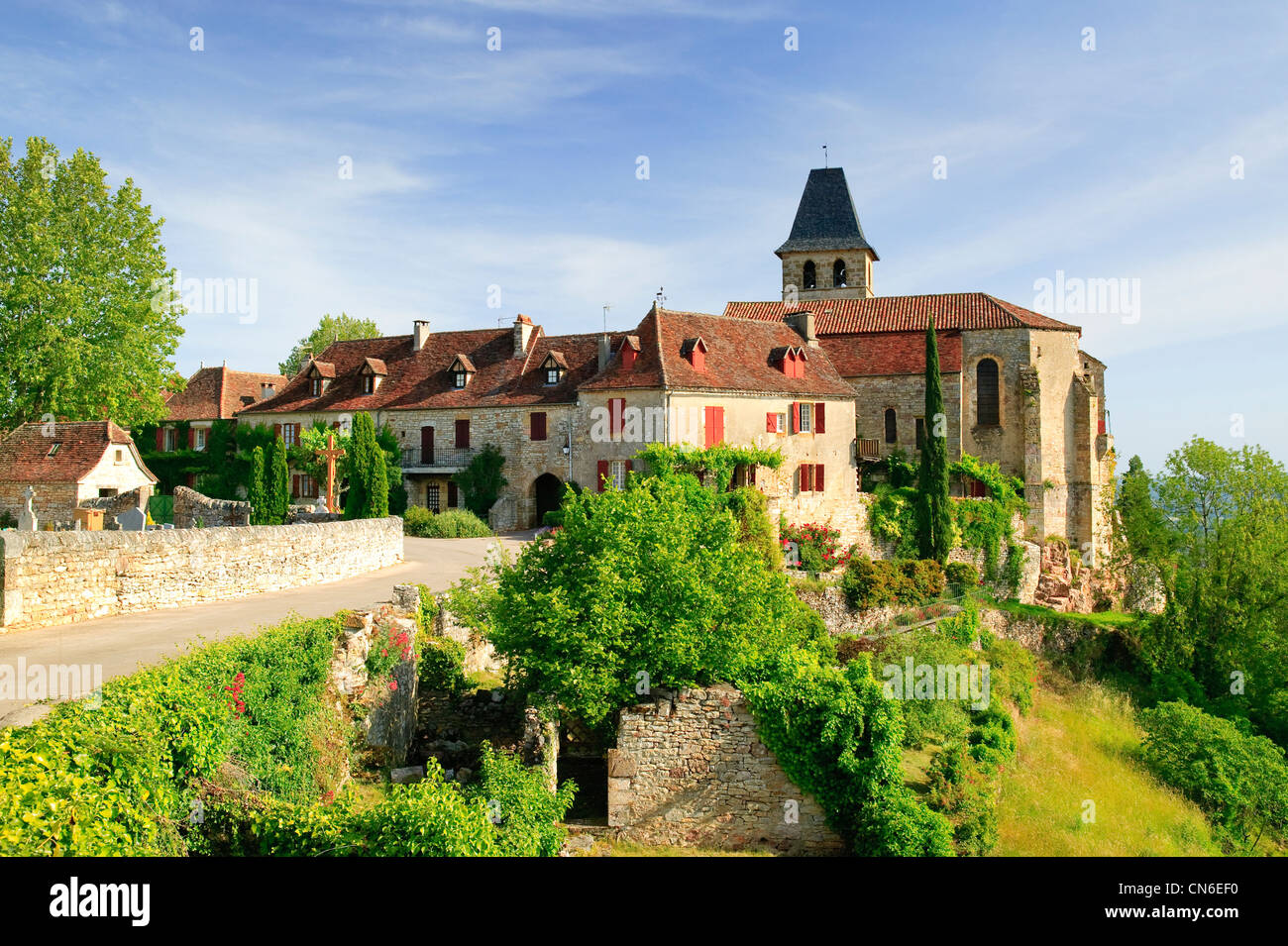 Quercy limestone hi-res stock photography and images - Alamy
