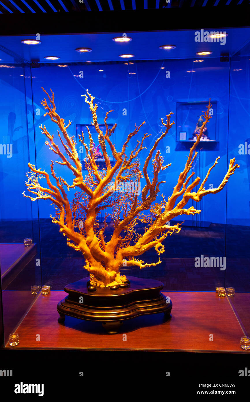 World's tallest sculpture hi-res stock photography and images - Alamy