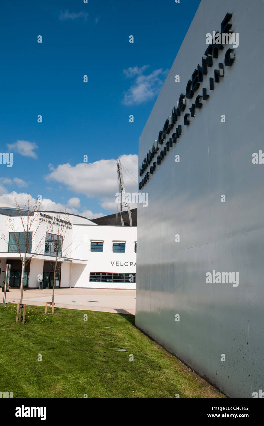 Manchester velodrome national cycling centre hi-res stock photography ...