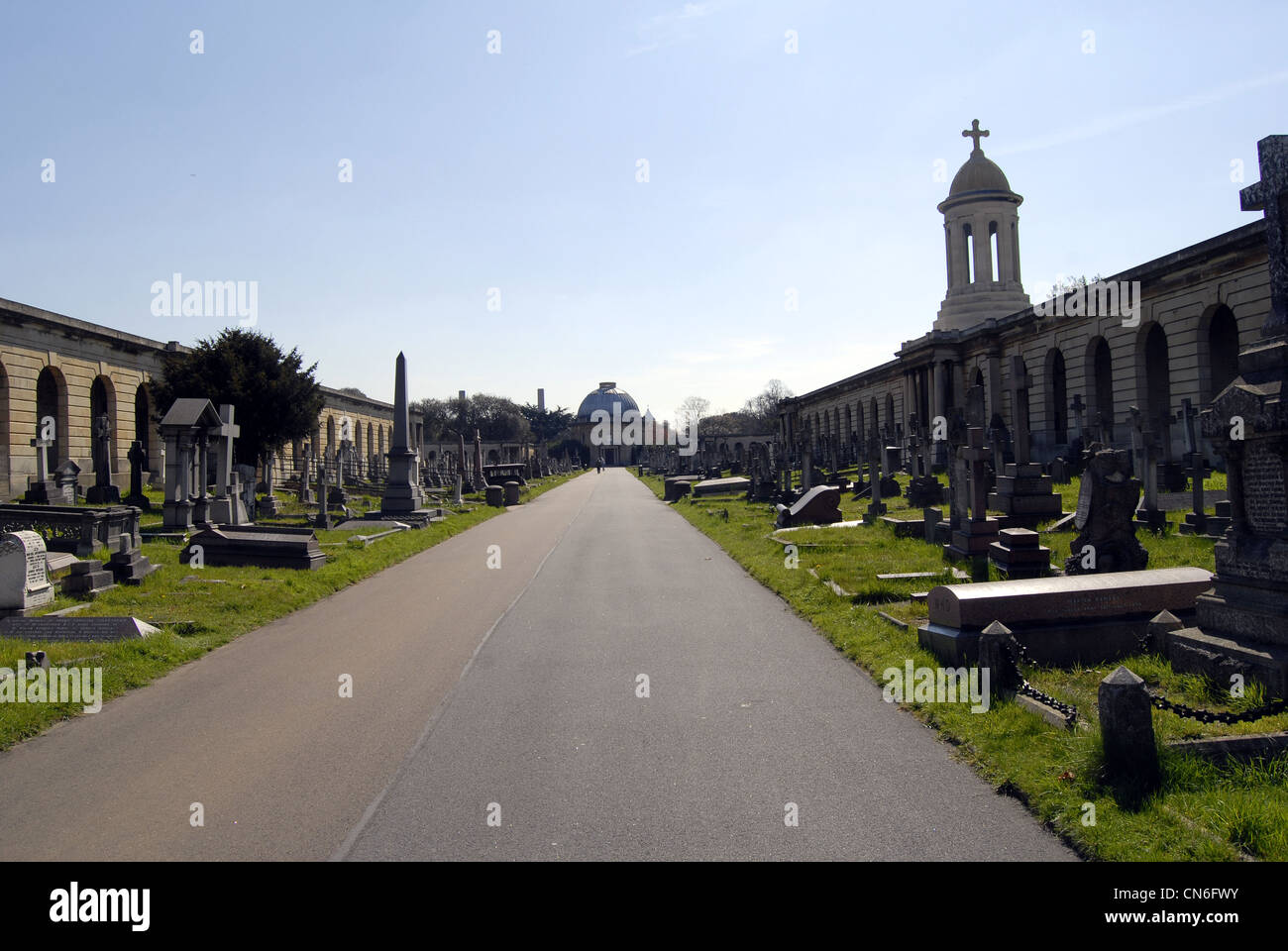 Brompton cemetery catacombs hi-res stock photography and images - Alamy