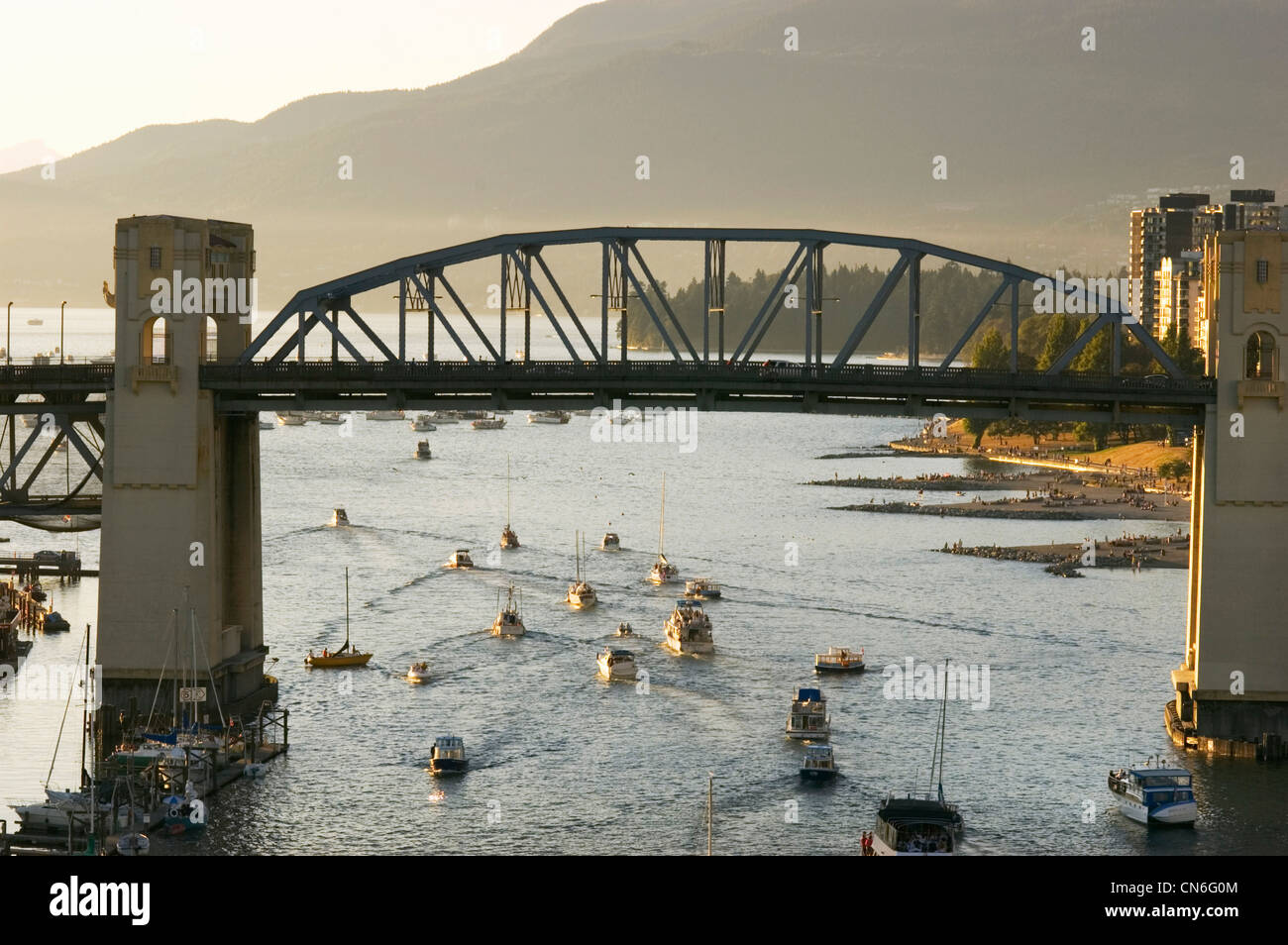 Burrard st bridge hi-res stock photography and images - Alamy
