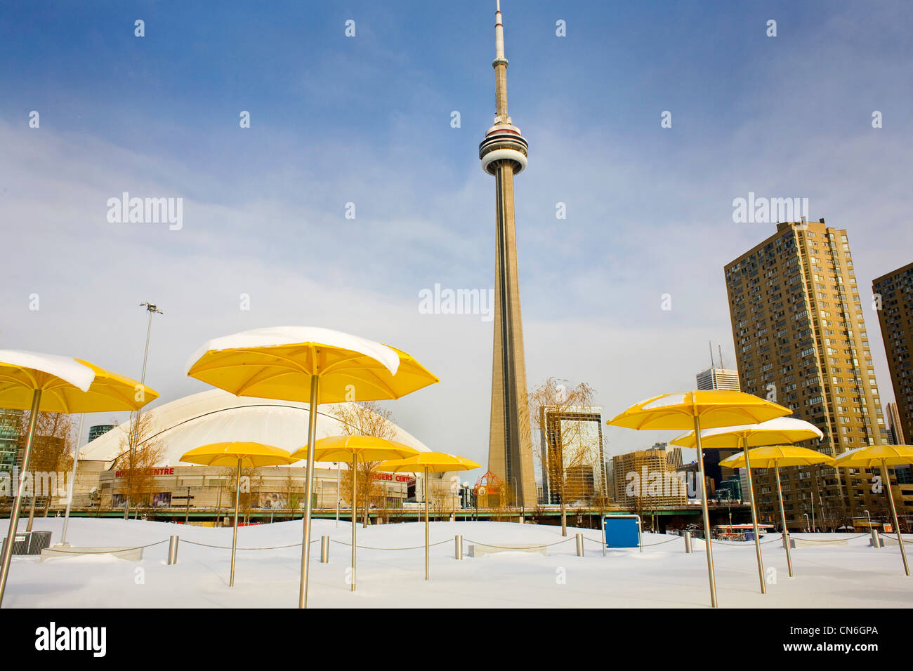 Toronto harbourfront snow hi-res stock photography and images - Alamy
