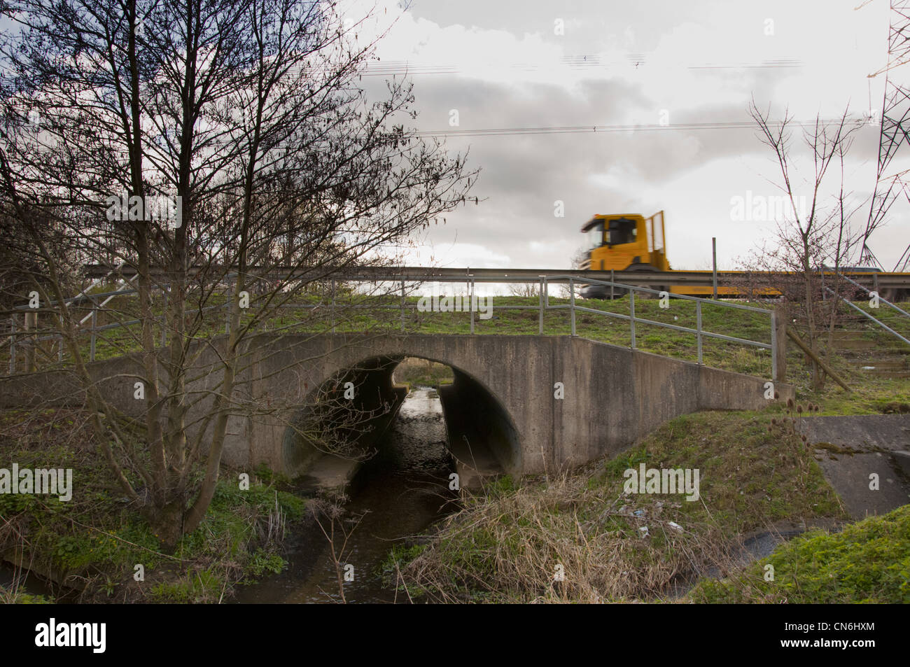 Culvert road hi-res stock photography and images - Alamy