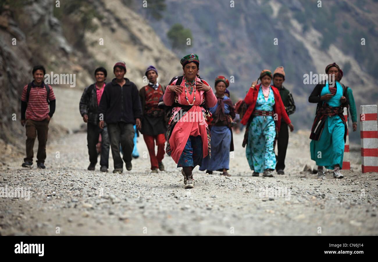 Nepal women traditional dress hi-res stock photography and images - Alamy