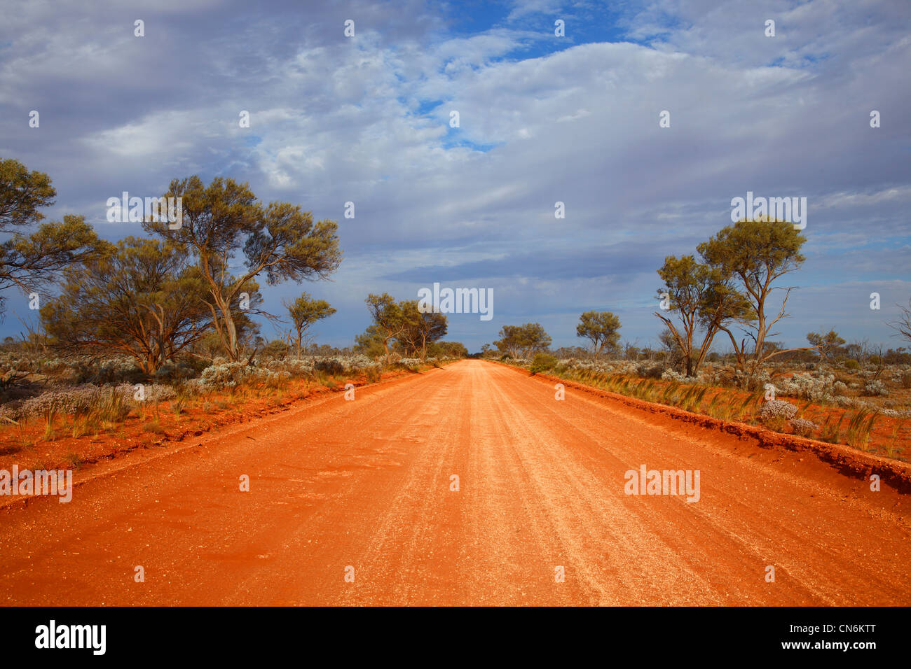 Australia outback road dust hi-res stock photography and images - Alamy