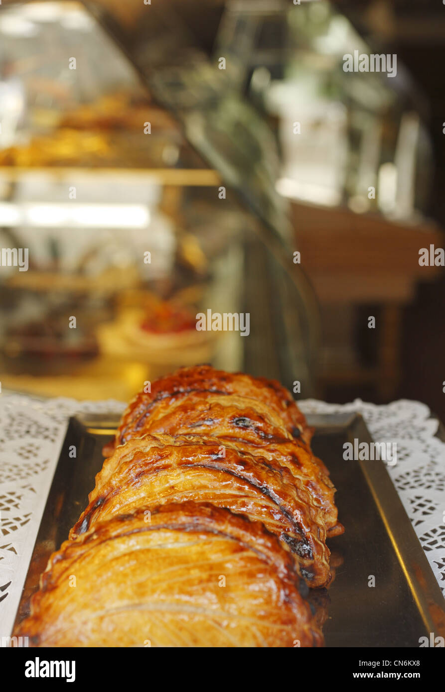 French Apple Turnovers, bakery in Langeais, France Stock Photo - Alamy