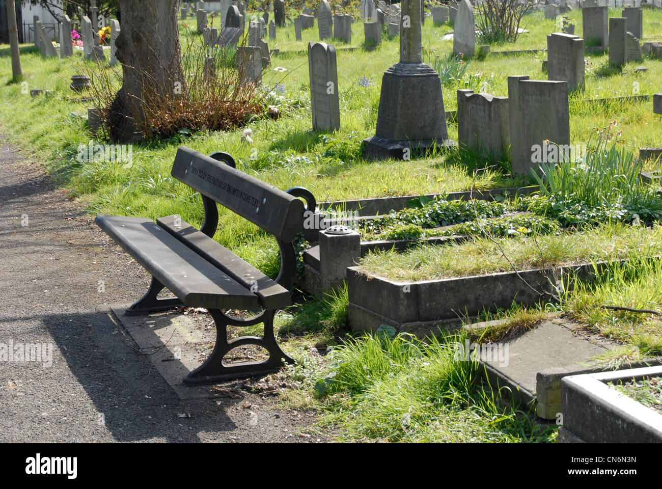 Brompton cemetery catacombs hi-res stock photography and images - Alamy