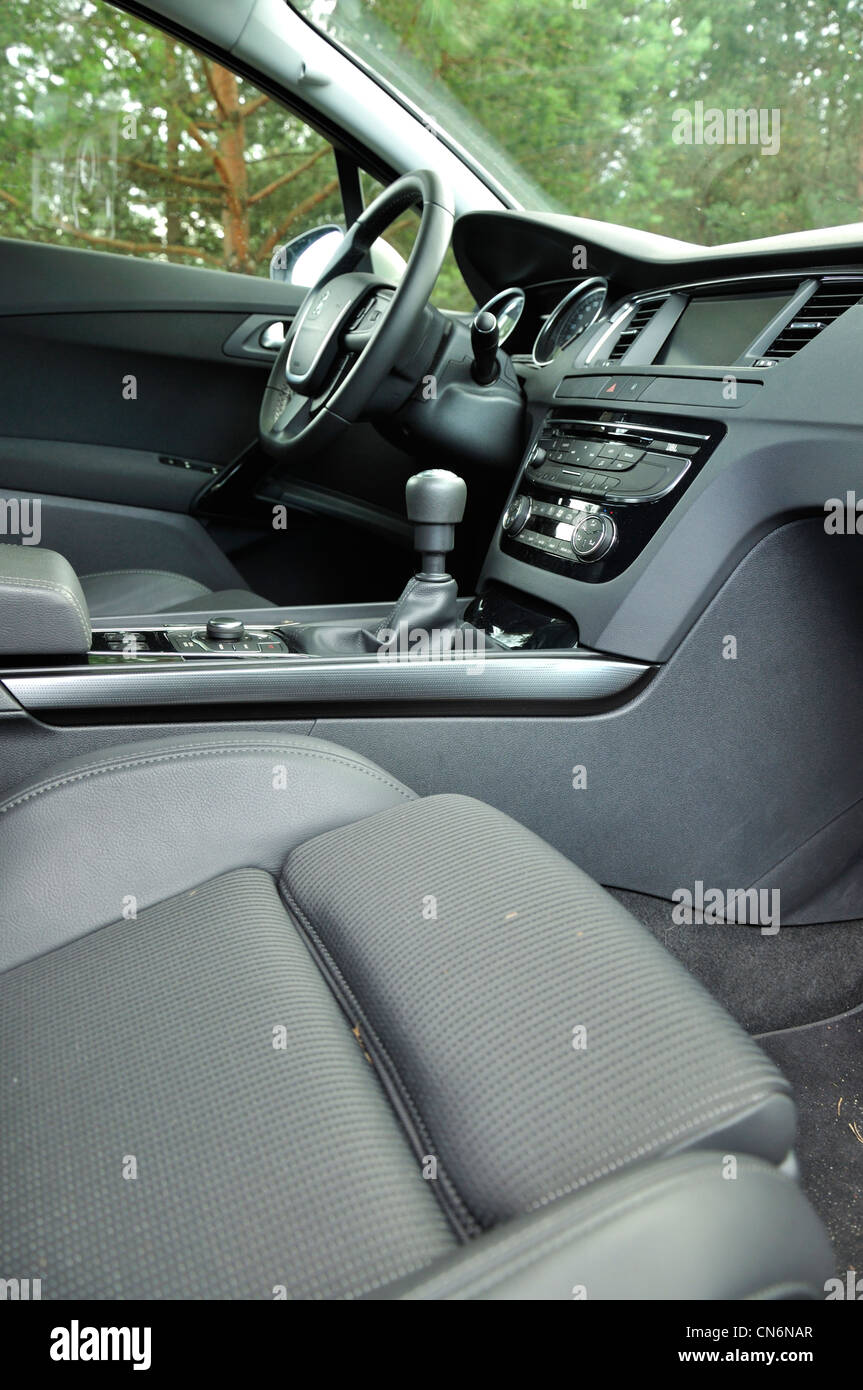 Peugeot 508 - MY 2011 - Popular French upper-medium class car (segment ...