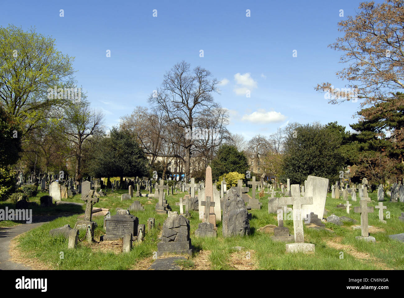 Brompton cemetery catacombs hi-res stock photography and images - Alamy