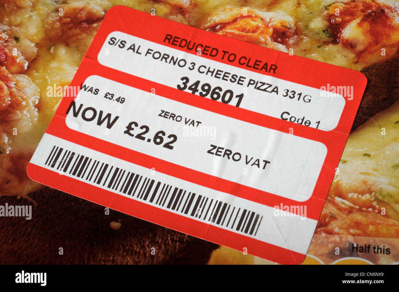 Label of a 3 cheese pizza showing zero VAT Stock Photo - Alamy
