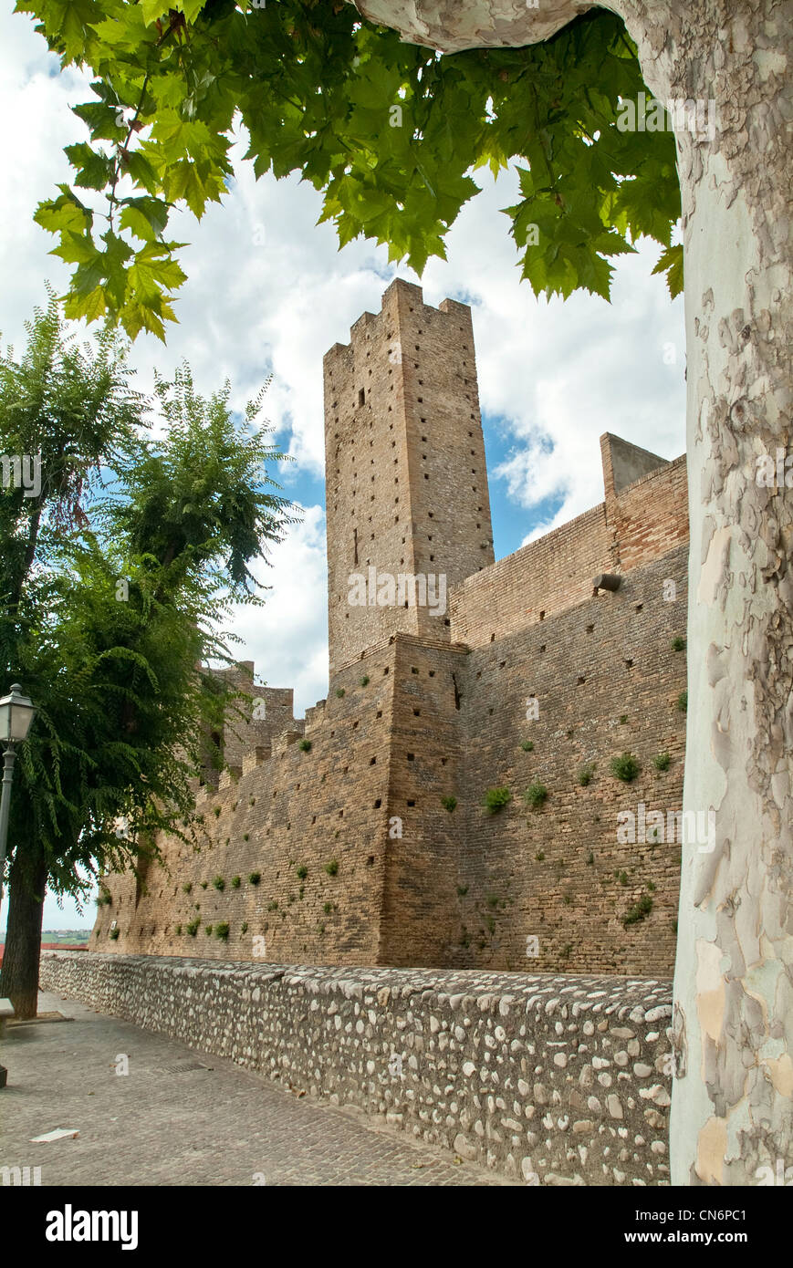 Di torri hi-res stock photography and images - Alamy