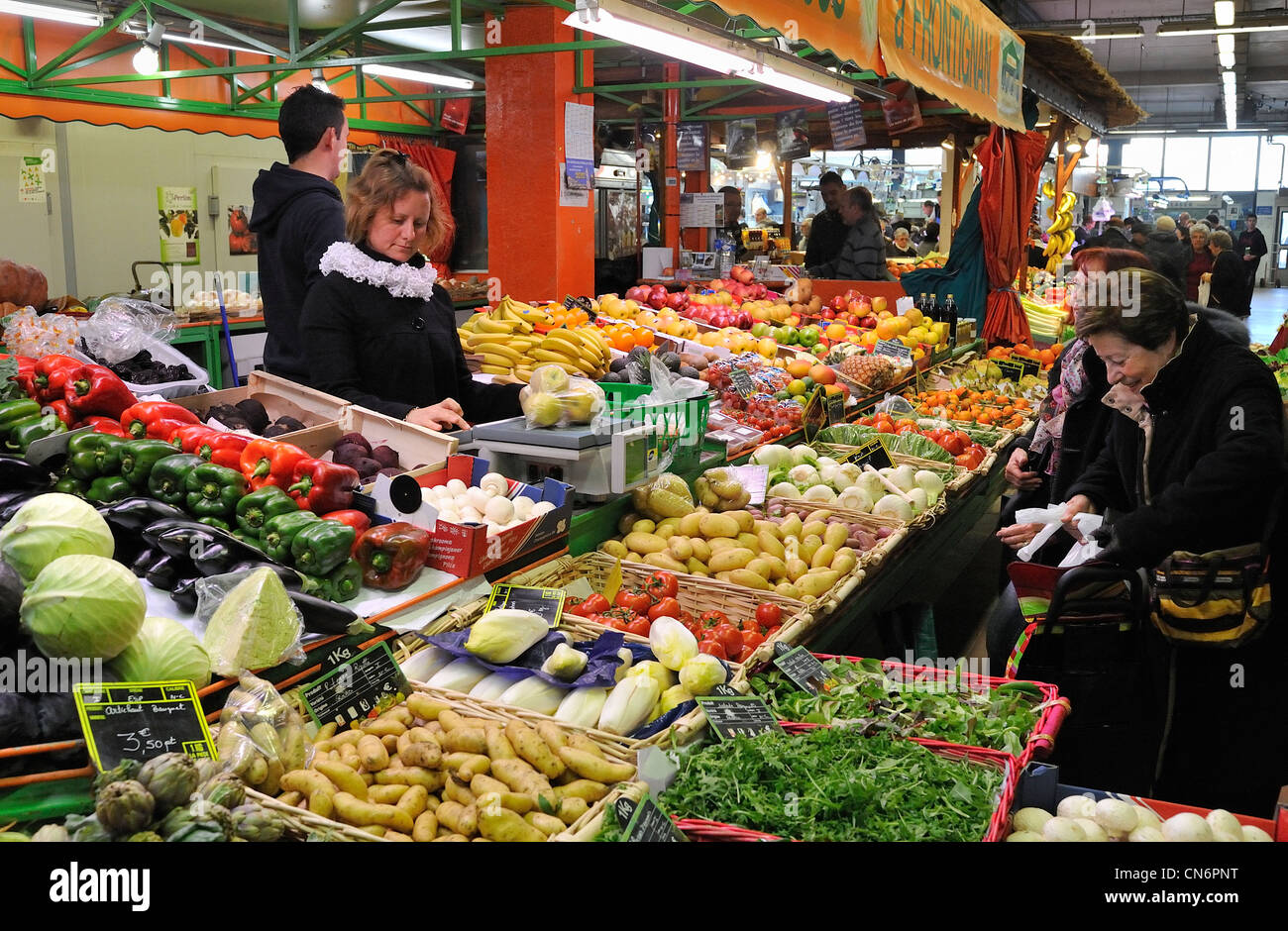 Sete Languedoc France indoor city market Stock Photo - Alamy