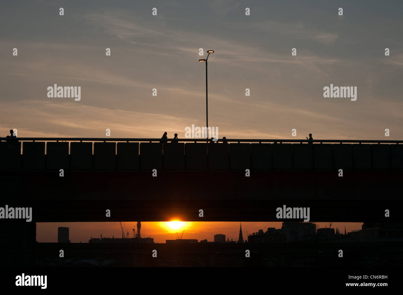 Sunsets uk hi-res stock photography and images - Alamy