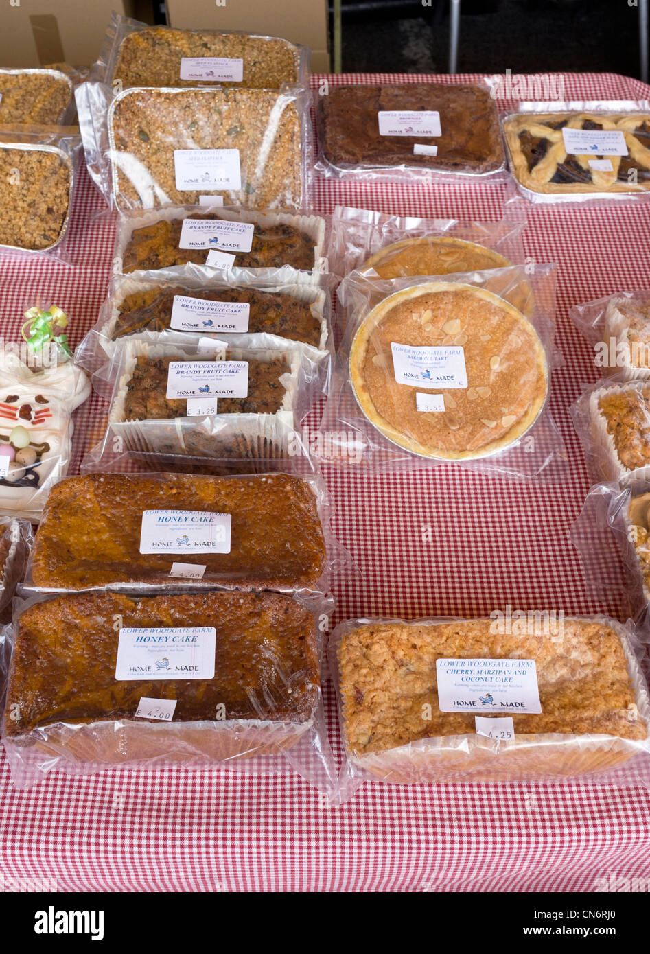 Home made cake stall hi-res stock photography and images - Alamy