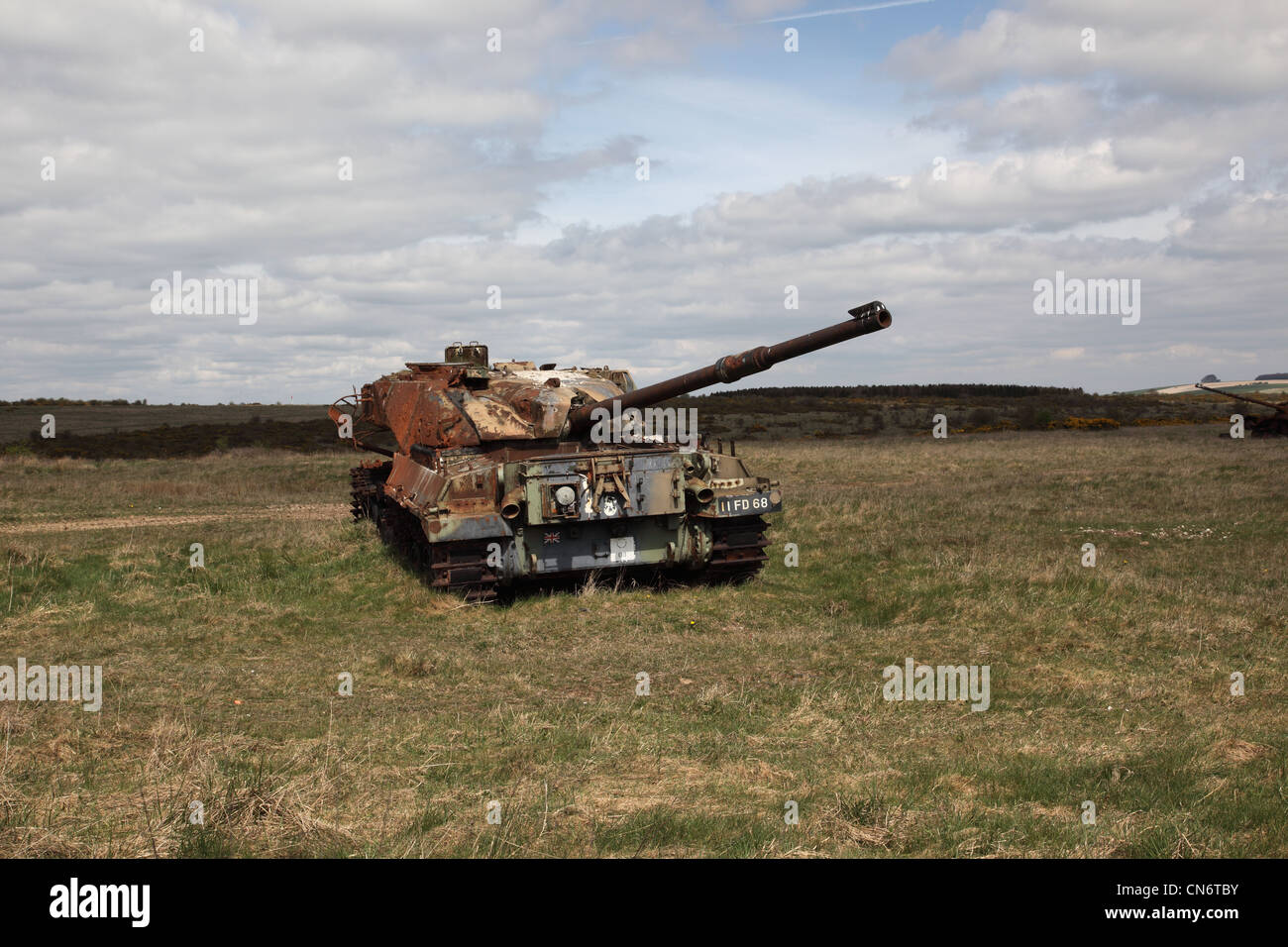 Abandoned british tank hi-res stock photography and images - Alamy