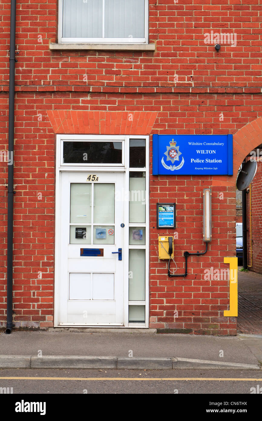 Small rural police station hi-res stock photography and images - Alamy
