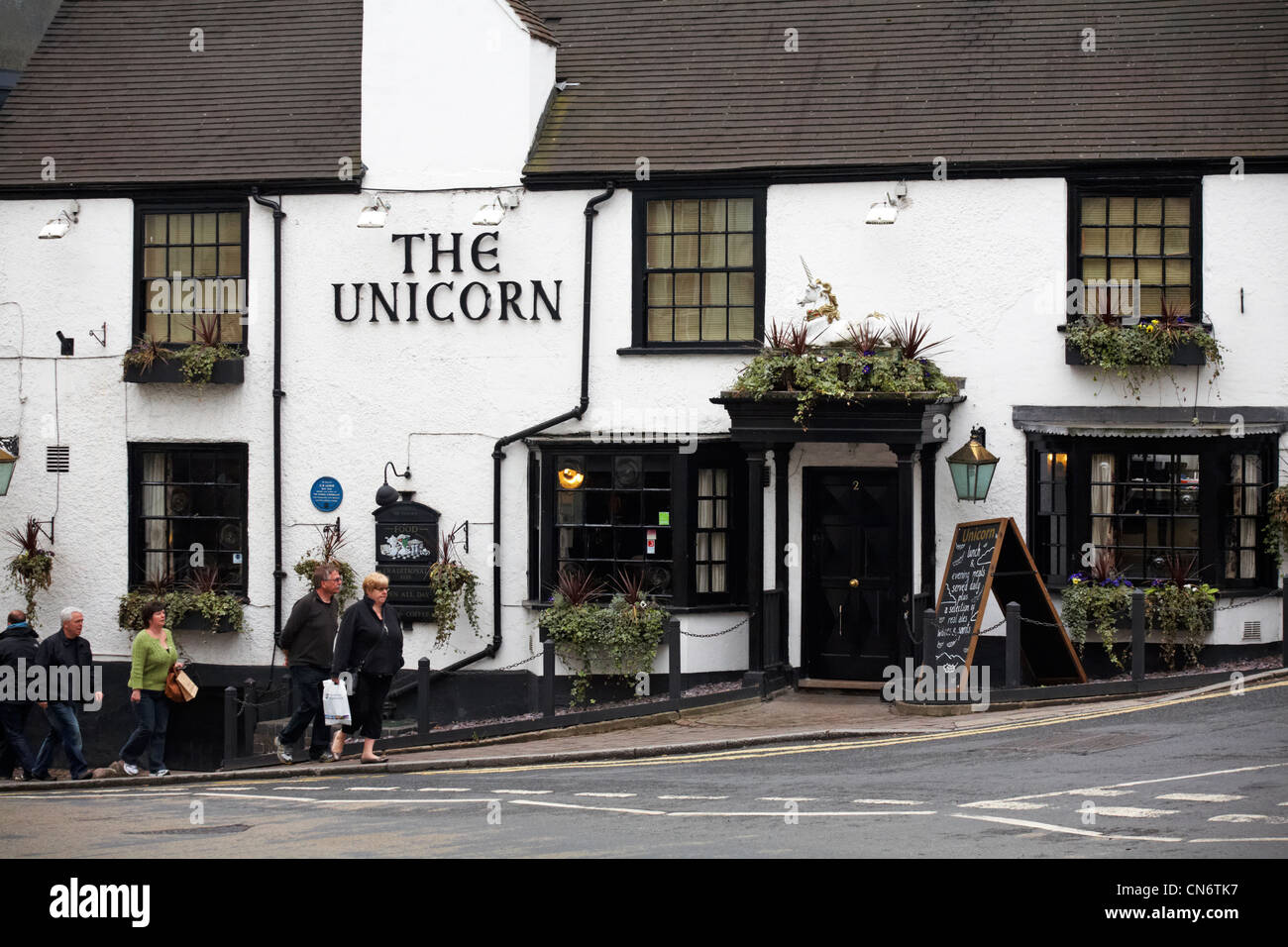 The unicorn pub hi res stock photography and images Alamy
