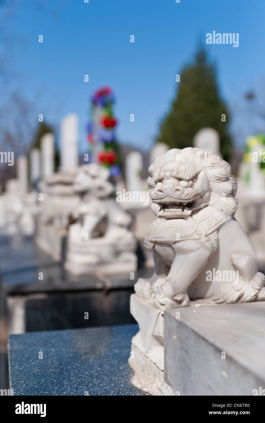 Chinese Ching Ming grave-sweeping Stock Photo - Alamy