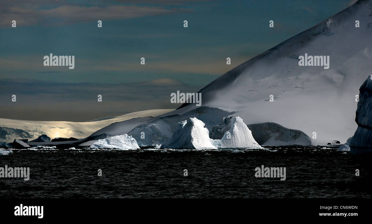 Antarctica Glacier with Sun Reflection Stock Photo - Alamy