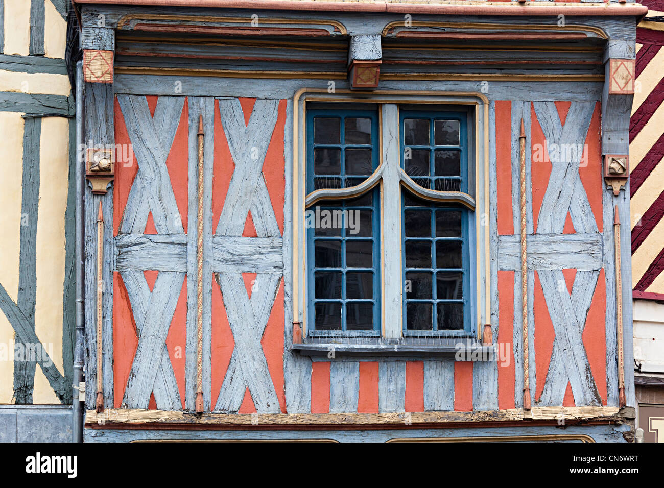 Old france hi-res stock photography and images - Alamy