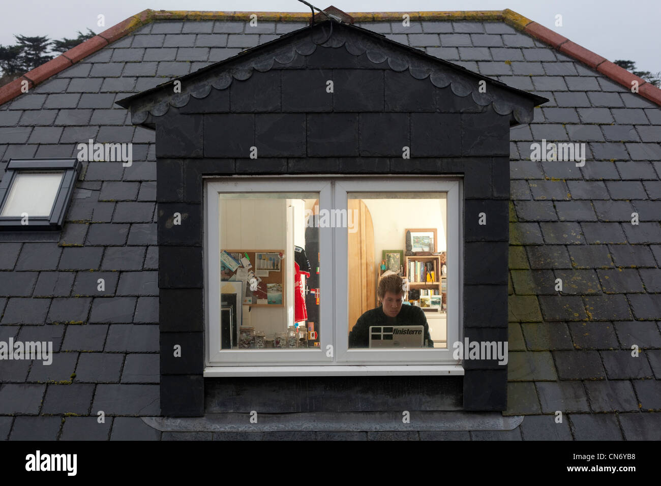 Office window from outside hi-res stock photography and images - Alamy